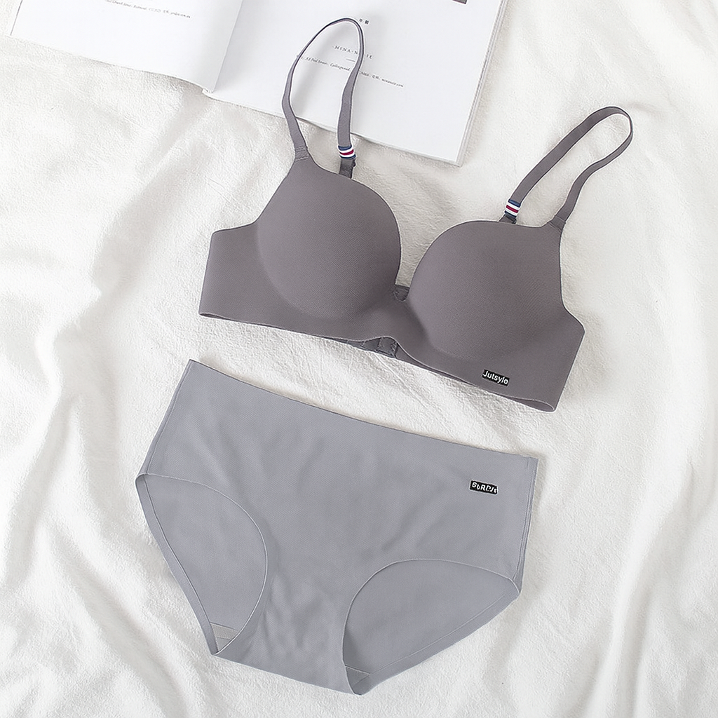 Seamless Medium Padded Bra With Matching Underwear – XOXO Store